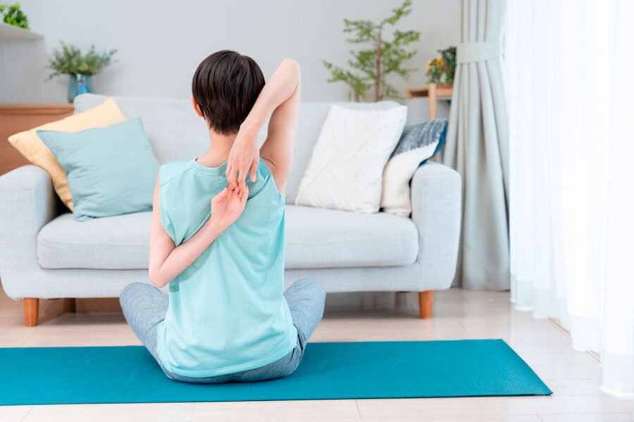 3 Best Stretches You Can Do to Start Your Day Off and Prevent Back ...